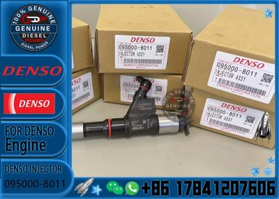 China Original diesel Injector 095000-8011 VG1246080051 095000-8910 0950008011 0950008910 Engine Part for sale