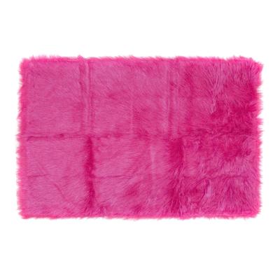 China Faux Sheepskin Area Rug 36x60 Inch Deep Pink Polyester Plush Carpet for sale