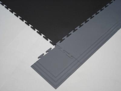 China Black PVC Interlocking Floor Tile 500x500mm Smooth Surface for Garage Workshop Factory for sale