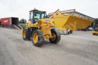 China Heavy Machinery 2.5 Ton Wheel Loader CVT Gear Box 280 Torque Converter for sale