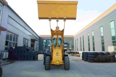 China Mini Compact Wheel Loaders Mechanical Joystick 2600mm Axle Base for sale
