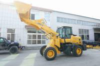 China Operating Weight 2500kg Front End Wheel Loader Air Brake Articulated for sale