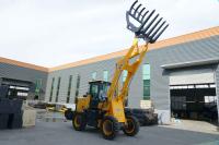 China 1.4m3 Shovel Wheel Loader For Safty Fasten Transportation Delivery 3 Units In 40HQ Container for sale