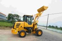 China 3670 Kg Operating Weight Small Articulating Front End Wheel Loader,Disc Brake Brake Articulated Front for sale