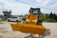 China front loading shovel Small Wheel Loaders 2500 kg Work load for sale