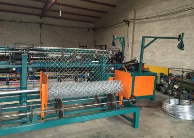China Industrial PLC System Control Chain Link Machine For Weave Chain Link Fence for sale