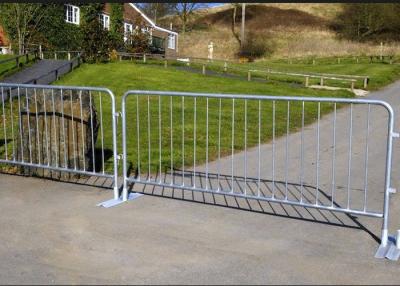 China Silver Color Temporary Security Fence Panels , Portable Crowd Control Barriers for sale