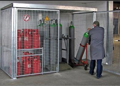 China Industrial Gas Cylinder Storage Of Propane Gas Cylinders Black / Yellow / White Color for sale