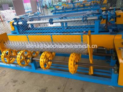 China Cheap High quality hot sale PLC  and  HDG wire single wire fully automatic chain link fence machine for sale