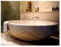 China Oval Sanitary Bathtub Freestanding Bubble Massage Bathtub Built In Overflow for sale