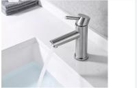 China Zinc Sanitary Ware Water Tap Hot And Cold Basin Taps Single Handle for sale