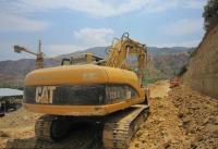 China 320C used  hammer excavator 2004 japan excavator for sale