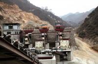 China (100-200TPH-250TPH) Medium VSI Sand Making Machine  Plant vibrating feeder  primary crushin stone crushing plant factory for sale