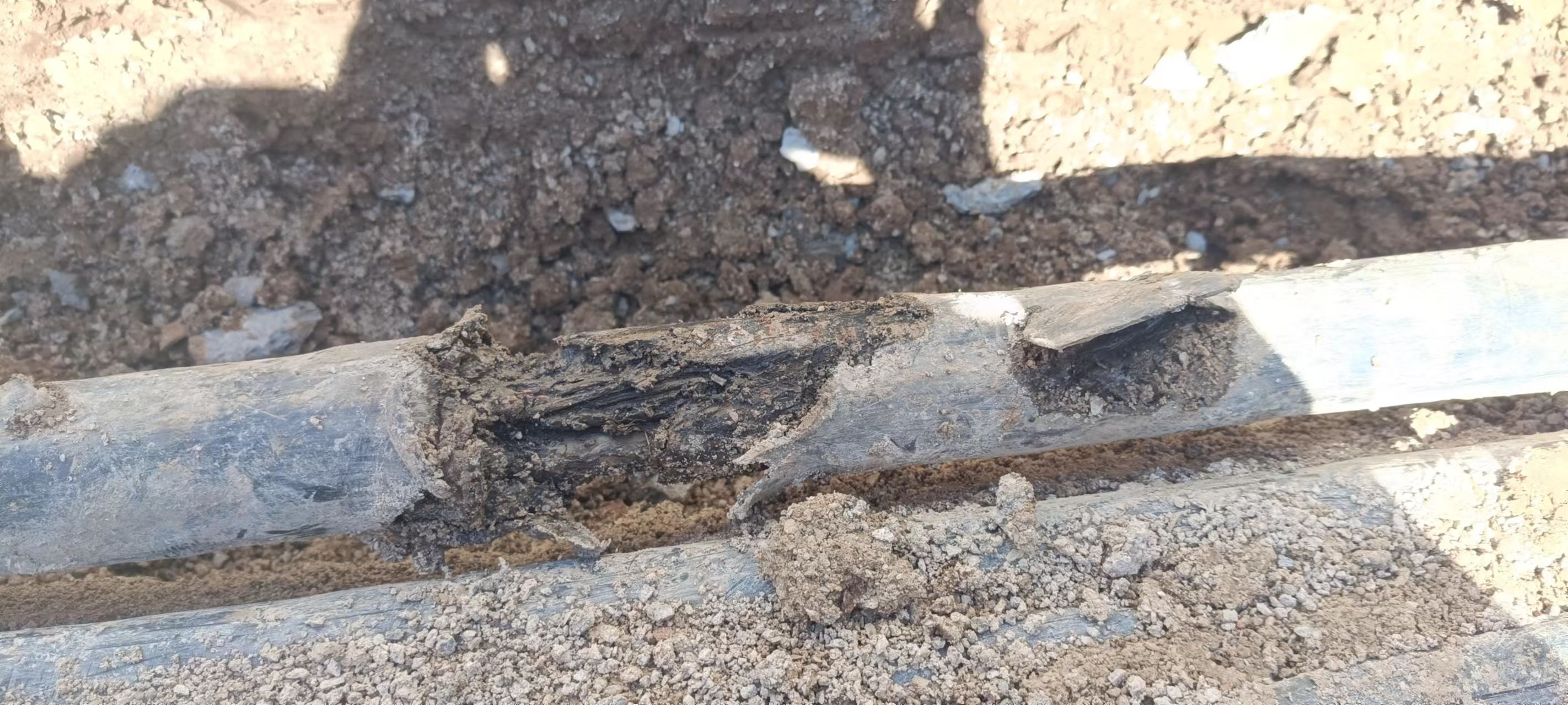 Excavation verification at the pinpointed fault location — confirmed <0.