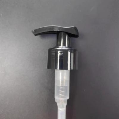 China Ribbed Lotion Dispenser Pump Neck 24/28 Optional 1.20 - 1.50ml/T for sale