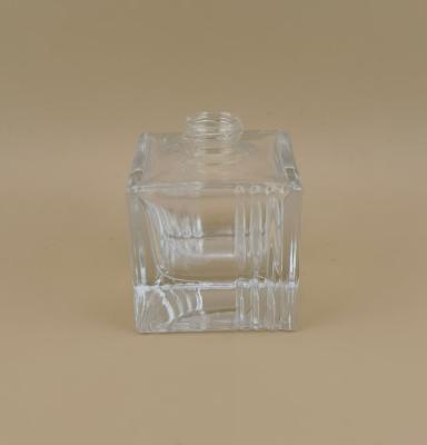 China Square Thick Sole Smooth Clear Glass Bottle for Car Perfume for sale