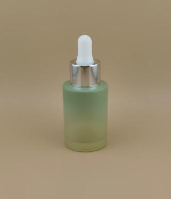 China New Design Matte Clear Gradual Change Matcha Green Smooth Round Dropper Bottle K-GBL30 for Essence for sale