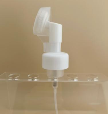 China Delicate Design White Plastic Big Foam Pump with a Brush for Bodywash Bottles for sale