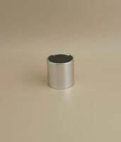 China Silvery Aluminium-Plastic Round Smooth Cap with Black Button for Skincare Bottles for sale