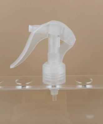 China Clear Plastic Mini Trigger Sprayer for Bottles and Hairdressing for sale