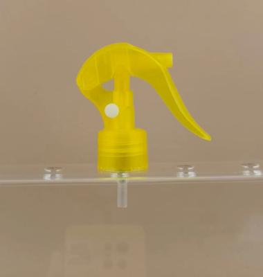 China Yellow Mini Trigger Sprayer for Household Cleaning for sale