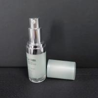 China Luxury Refillable 30ml Cosmetic White Plastic Vacuum Cosmetic Serum Lotion Airless Bottle with Pump Sprayer for sale