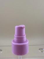 China Lotion Treatment Pump with Half Cap Purple Cosmetic Packaging 20/410 Cream Pump for sale