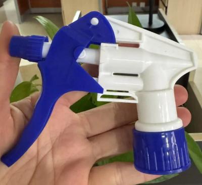 China White and Blue Big Trigger Pump Sprayer Trigger for Watering for sale