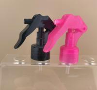 China Black Plastic Mini Trigger Sprayer for Cosmetic and Hairdressing for sale
