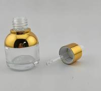 China Short Shoulder Sleeve Rubber Tip Dropper Essence Essential Oil Bottle for sale