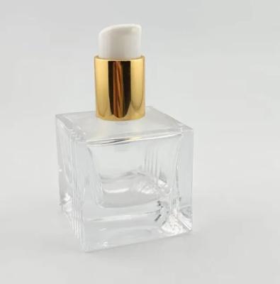 China Customized Cosmetic Packing Perfume Glass Bottle with Pump Sprayer for sale