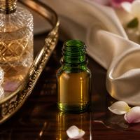 China Green Clean Essential Oil Glass Bottle 10ml for sale