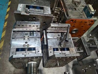 China Custom Plastic Injection Molding Service S-1 for Automotive, Medical & Electronics Parts with 30-Day Delivery for sale
