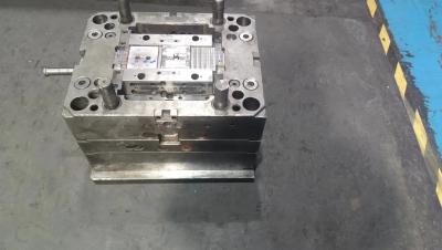 China Joonpang M-23 High Precision Plastic Injection Molding Service - 500 KG Capacity with High Gloss Polishing for Home Applications for sale
