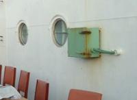 China Fireproof Marine Windows and Marine Glass Windows with Horizontal Opening and Bolt or Welded Installation for sale