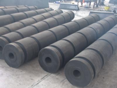 China Natural Rubber Elements Marine Tugboat Rubber Fenders For Tugboats for sale