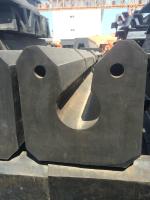 China Keyhole Type Rubber Fenders for Vessel Protection and Shock Absorption in Marine Industry for sale
