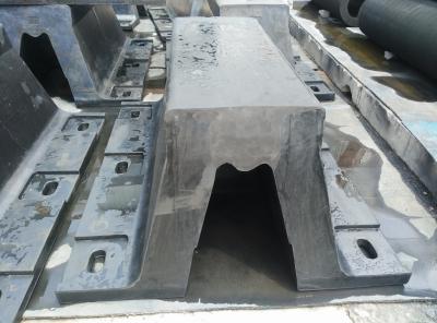 China Super Arch Type Marine Rubber Fenders For Marine Dock Fendering for sale