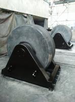 China Roller Wheel Type Marine Rubber Fender Drum Rudder Fendering For Dock for sale