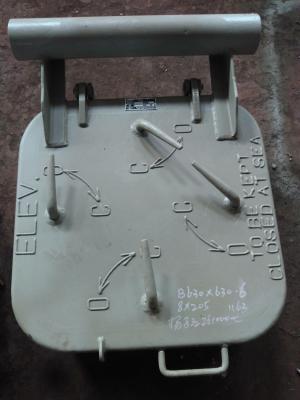 China Marine Steel Small Weathertight Marine Hatch Cover With 4 Dog Clips for sale