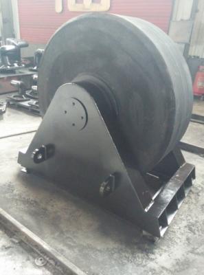 China Marine Harbor Rubber Roller Wheel Fender For Dry Docks And Restricted Channels for sale
