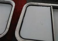 China Horizontal Welded Sealed Marine Windows Stainless Steel Wheel House Windows for sale