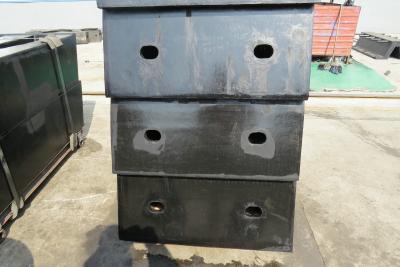 China Marine Unit Element Type Rubber Dock Fenders Marine For Ship 15 Years Life Span for sale
