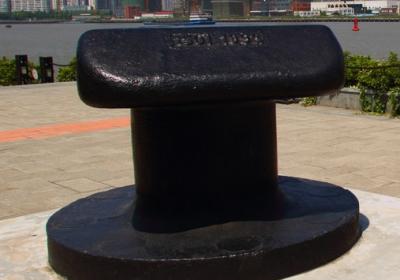 China Tee Type Marine Steel Mooring Components Mooring Dock Bollard For Ship OEM Details For Marine Curved Mooring Bollard for sale