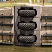 China Harbor Natural Rubber Roller Sling Type Dock Wheel Fender for sale