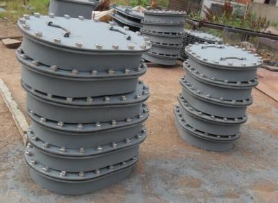 China Raised Flush Embedded Marine Watertight Hatch Covers With Multi Bolt for sale