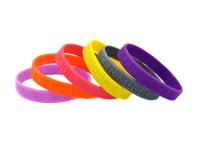 China Customized Debossed Sports Silicone Wristbands 202x12x2mm Solid Colors for sale