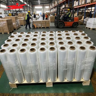 China YIHONG Pe Hand Pallet Wrapping Film Stretch Film Roll Clear Strech Wrap Plastic Packaging Shrink Film Roll Transparent for sale
