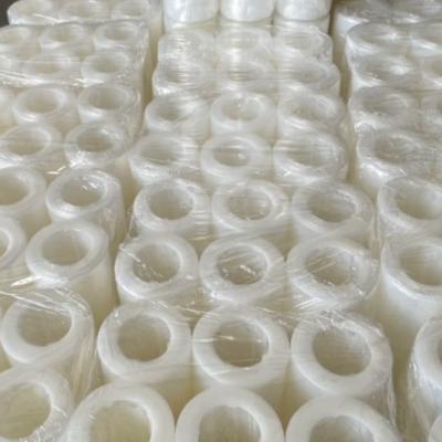 China 50kg Jumbo Roll Lldpe Stretch Film 500mm Continuous Supply Pallet Wrap for Large Scale Factories YIHONG Custom for sale