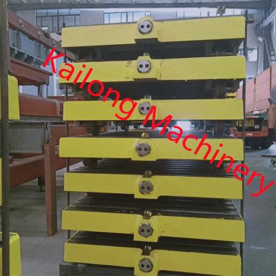 China GG25 Pallet Cars For Green Sand Automatic Flasked Moulding Line for sale